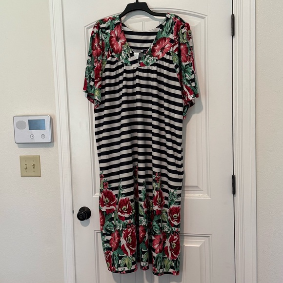 Anthony Richards | Dresses | Anthony Richards Black White Striped ...